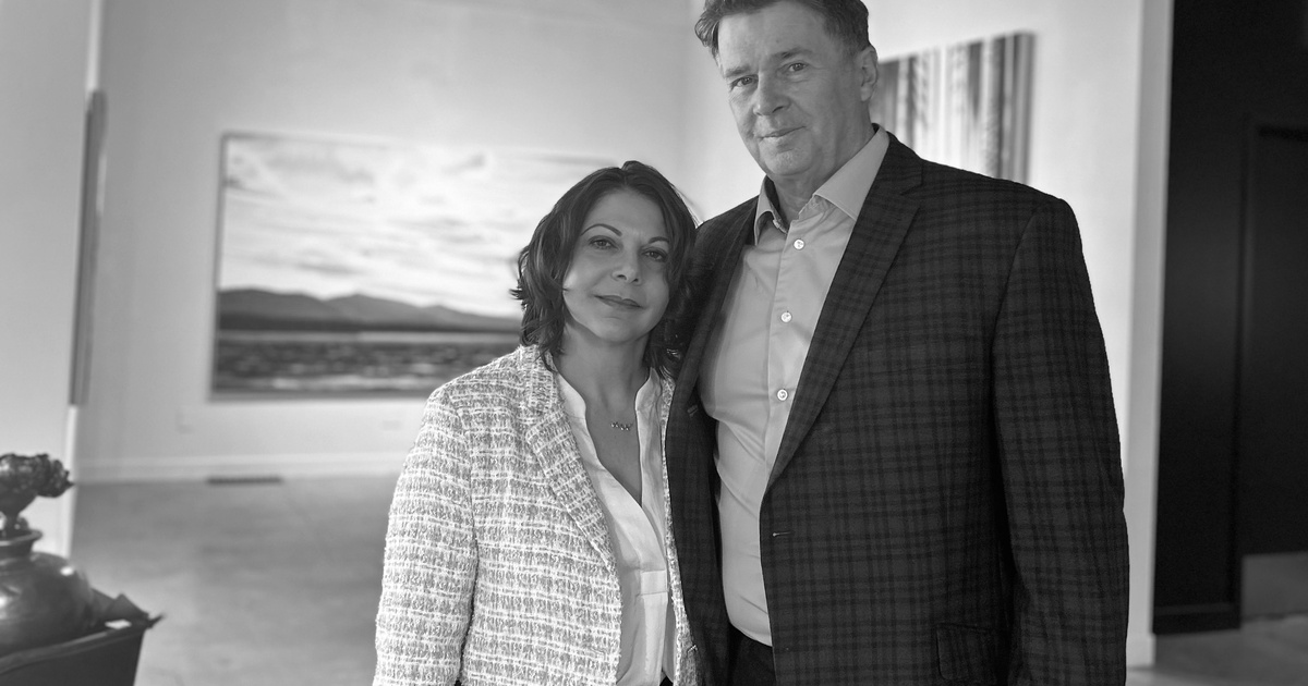About Us | Peter Robertson Gallery